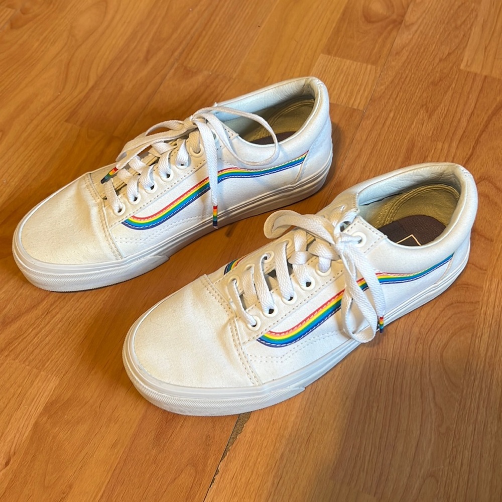 Pride Vans - Gem